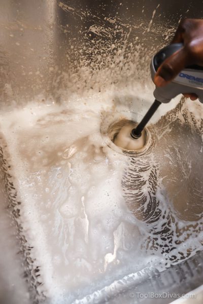 How To Deep Clean The Kitchen Sink and Drain - ToolBox Divas